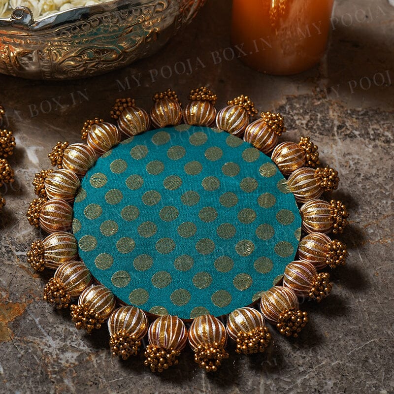 Buy Vedic Vibes Brocade Two Sided Aasan Pooja Mat Online in India ...