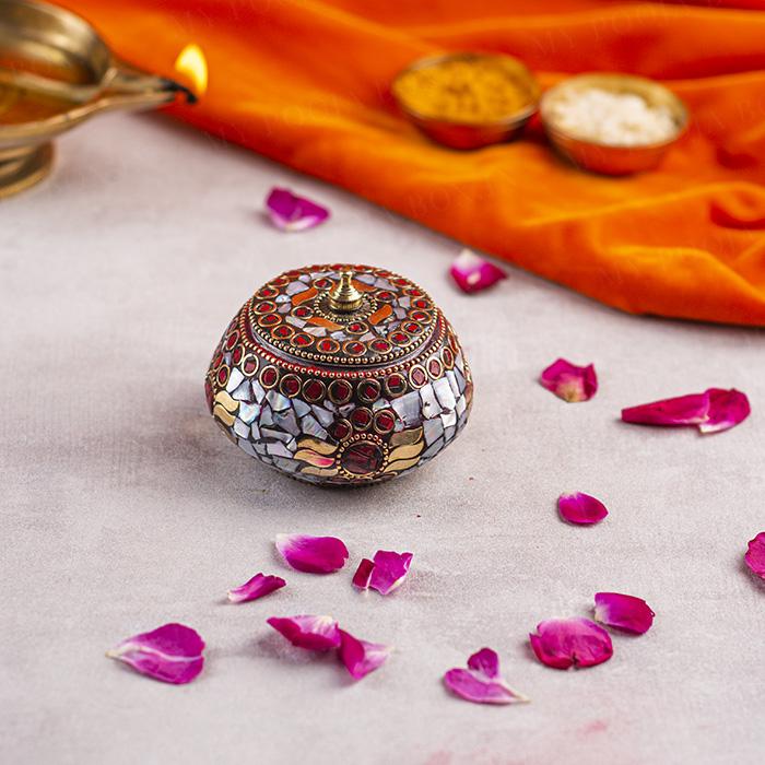 Buy Traditional Sindoor Box Online in India - Mypoojabox.in
