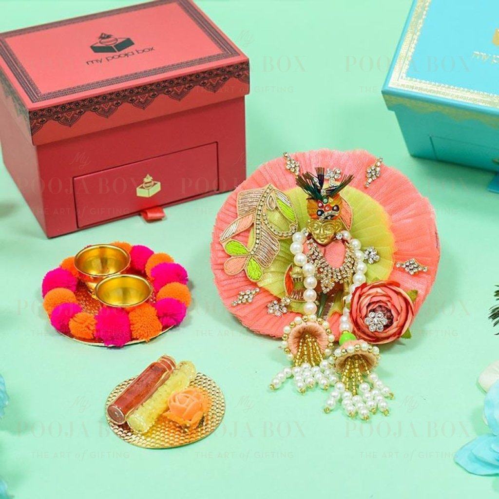 Buy Floral Ravishing Laddu Gopal Janmashtami Box Online in India ...